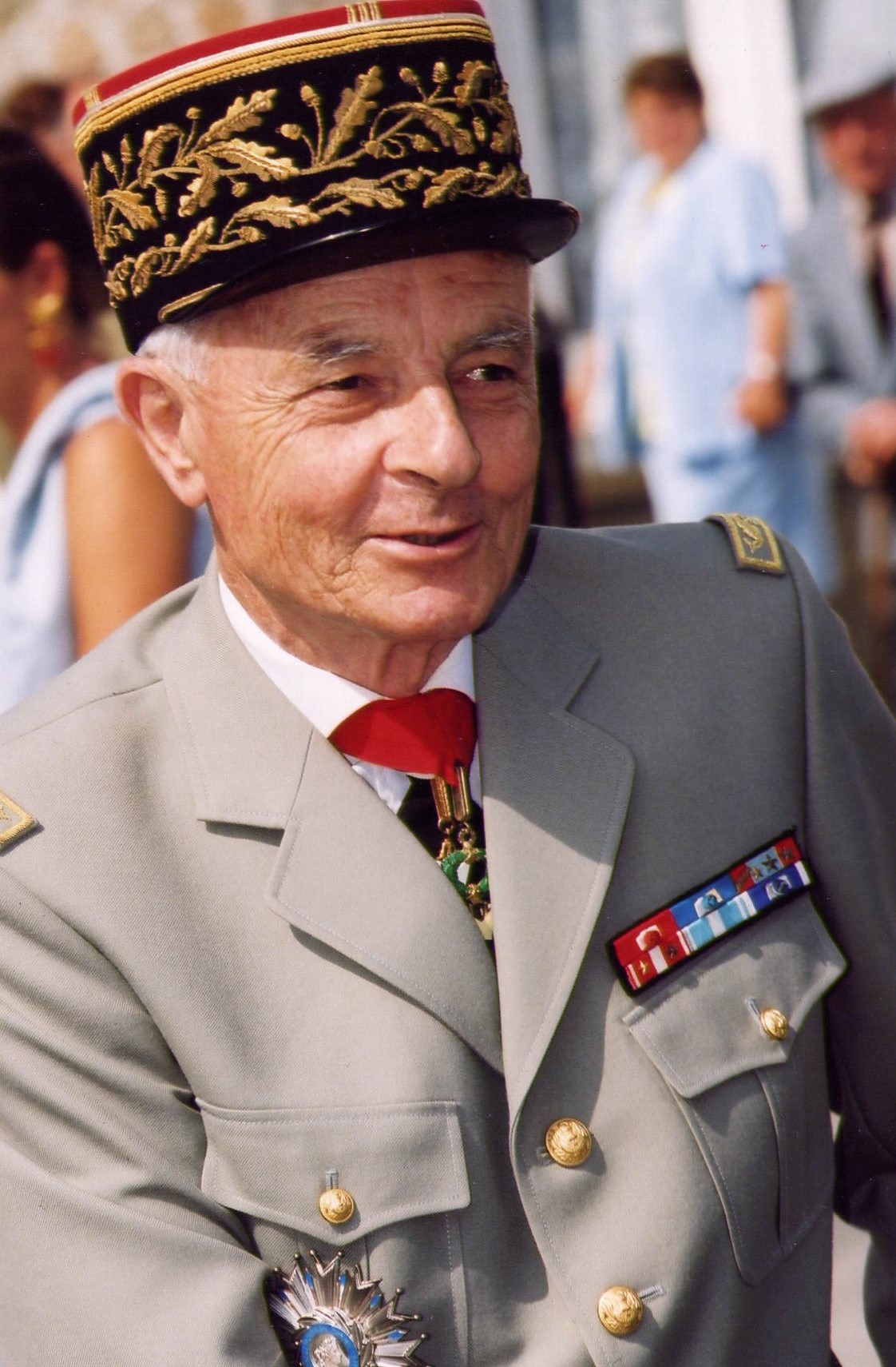 Décès du Général Dominique Gourlez de la Motte - Catholiques ...